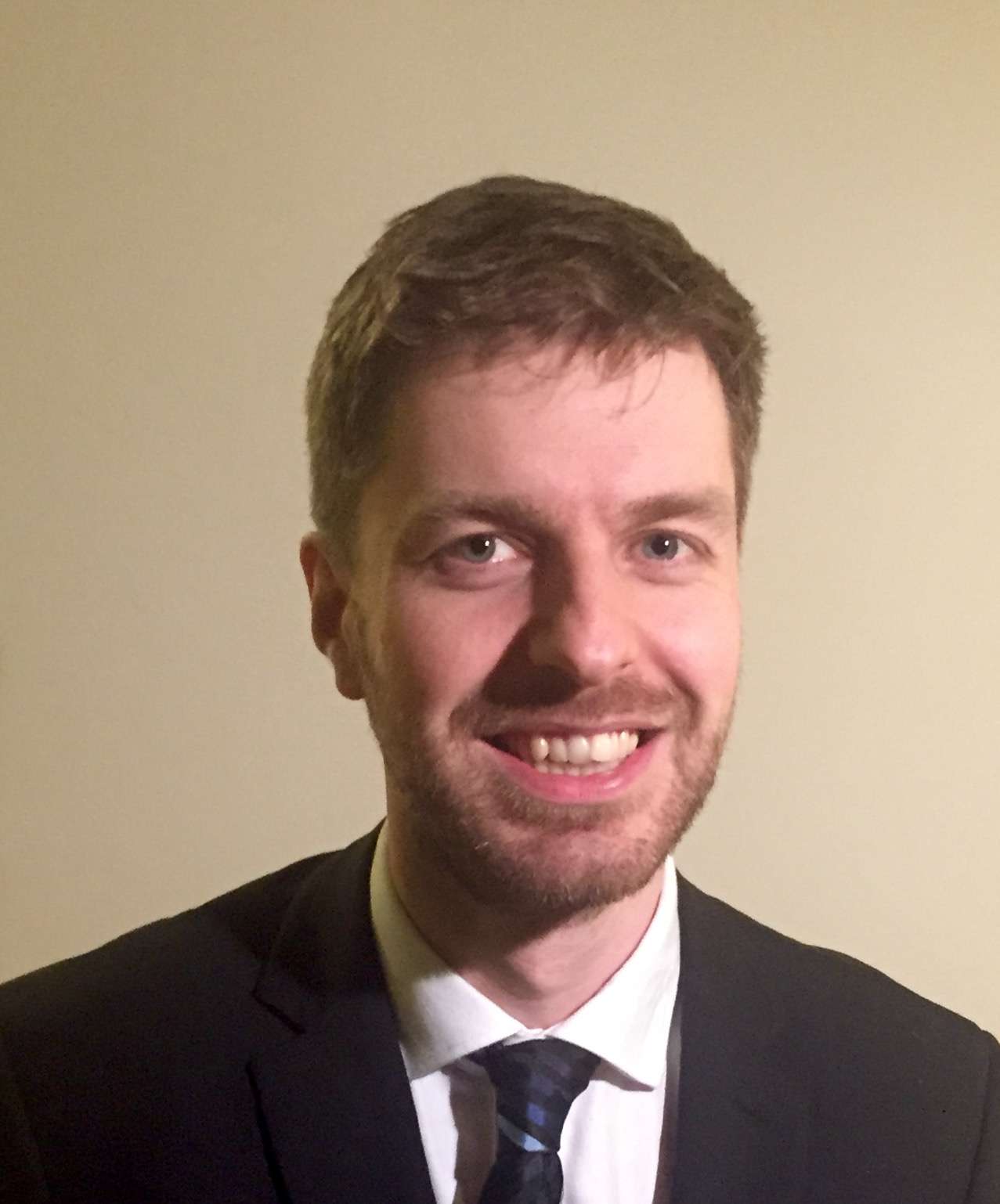 Dr Richard Symes - Gordon Eye Surgery